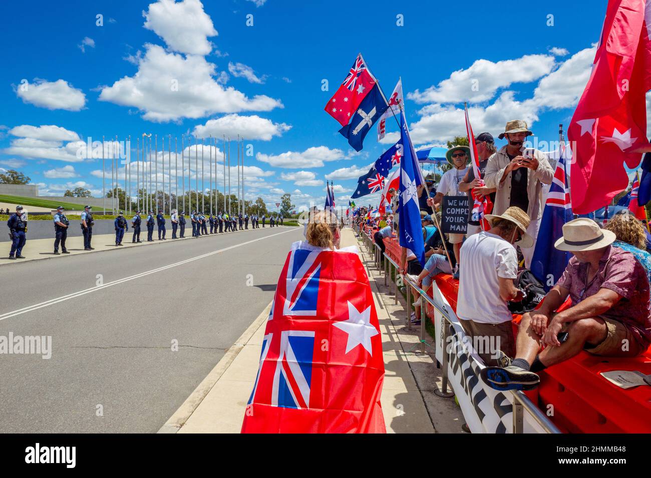 The 'Convoy to Canberra' coronavirus protest held on Capital Hill ...