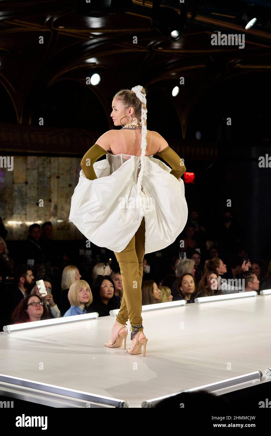 New York, New York, USA. 10th Feb, 2022. Sohomuse & Runway7 first ...