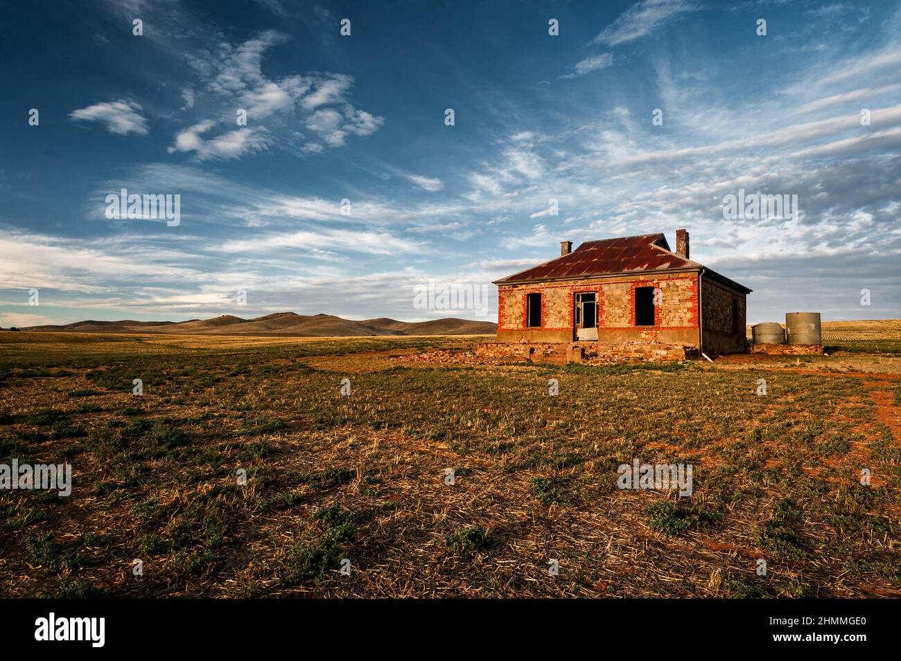 Iconic ruin of a Cobb & Co Cottage in Burra Stock Photo - Alamy