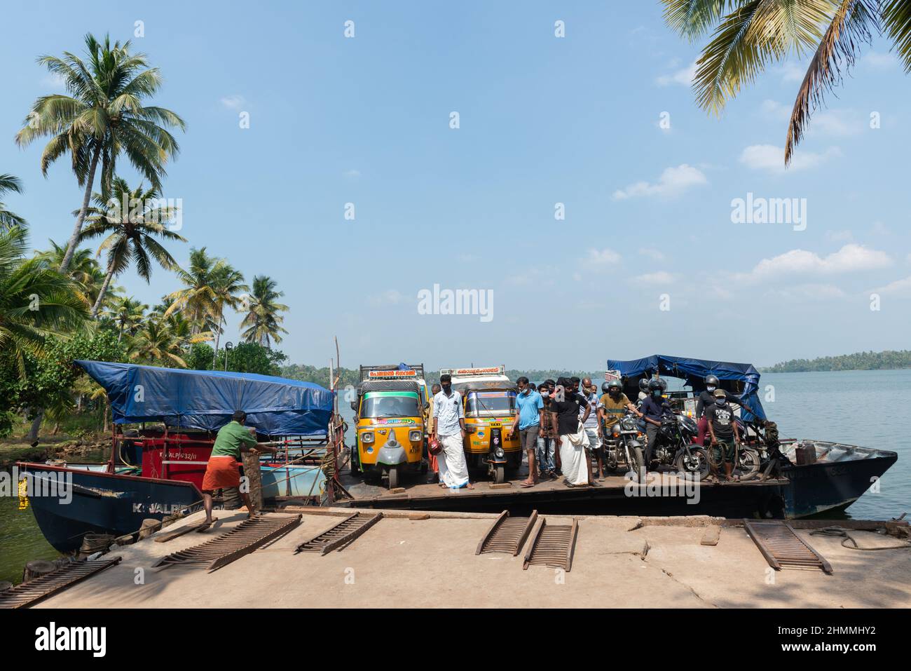 6 car ferry hi-res stock photography and images - Alamy