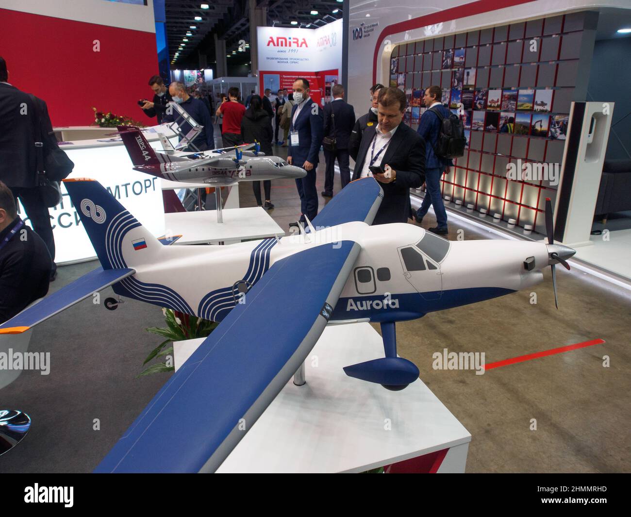 Models of new Russian aircraft TBPC-44 and LMS-901 "Baikal" seen ...