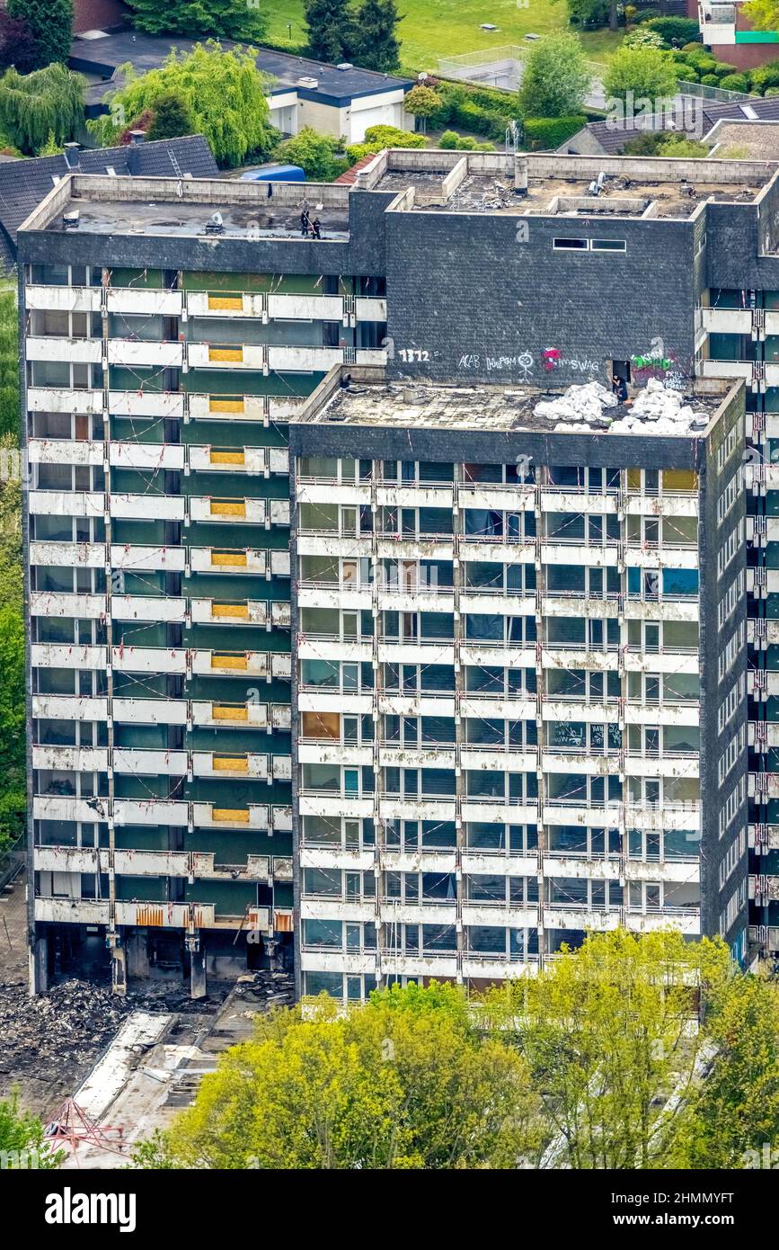 Aerial photograph, planned demolition of high-rise business centre ...