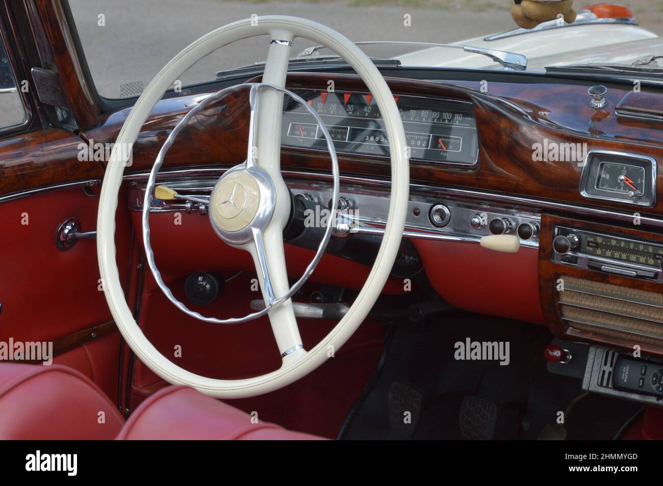 Mercedes sports convertible hi-res stock photography and images - Alamy