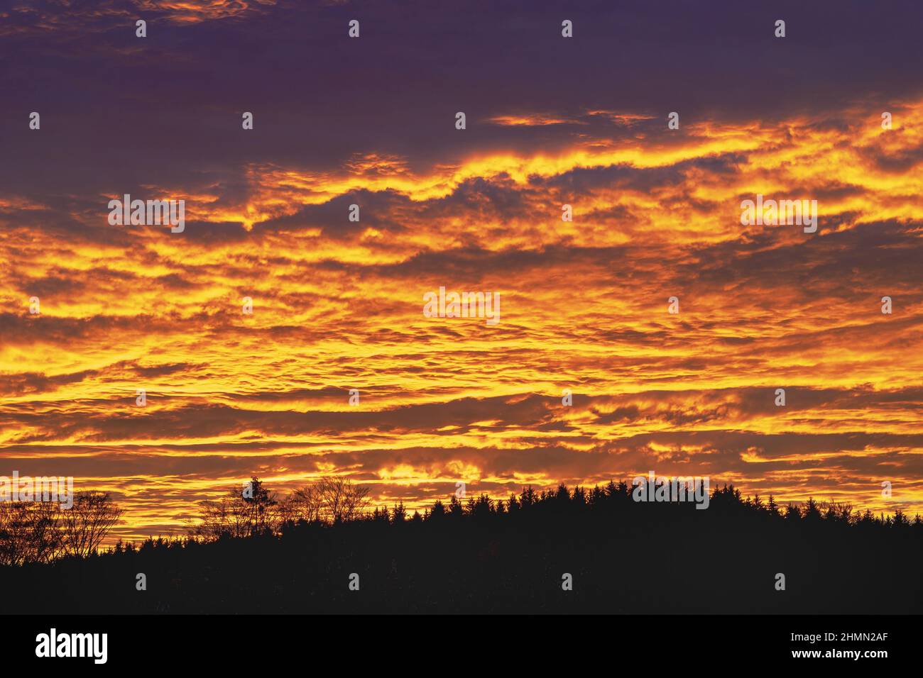 Wolke silhouette hi-res stock photography and images - Alamy