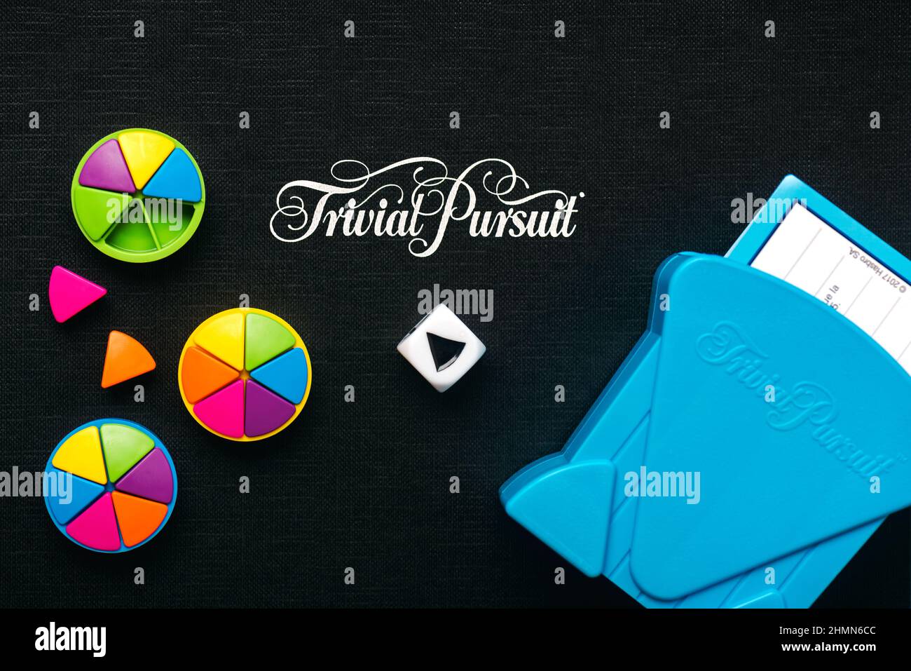 Board game die hi-res stock photography and images - Alamy