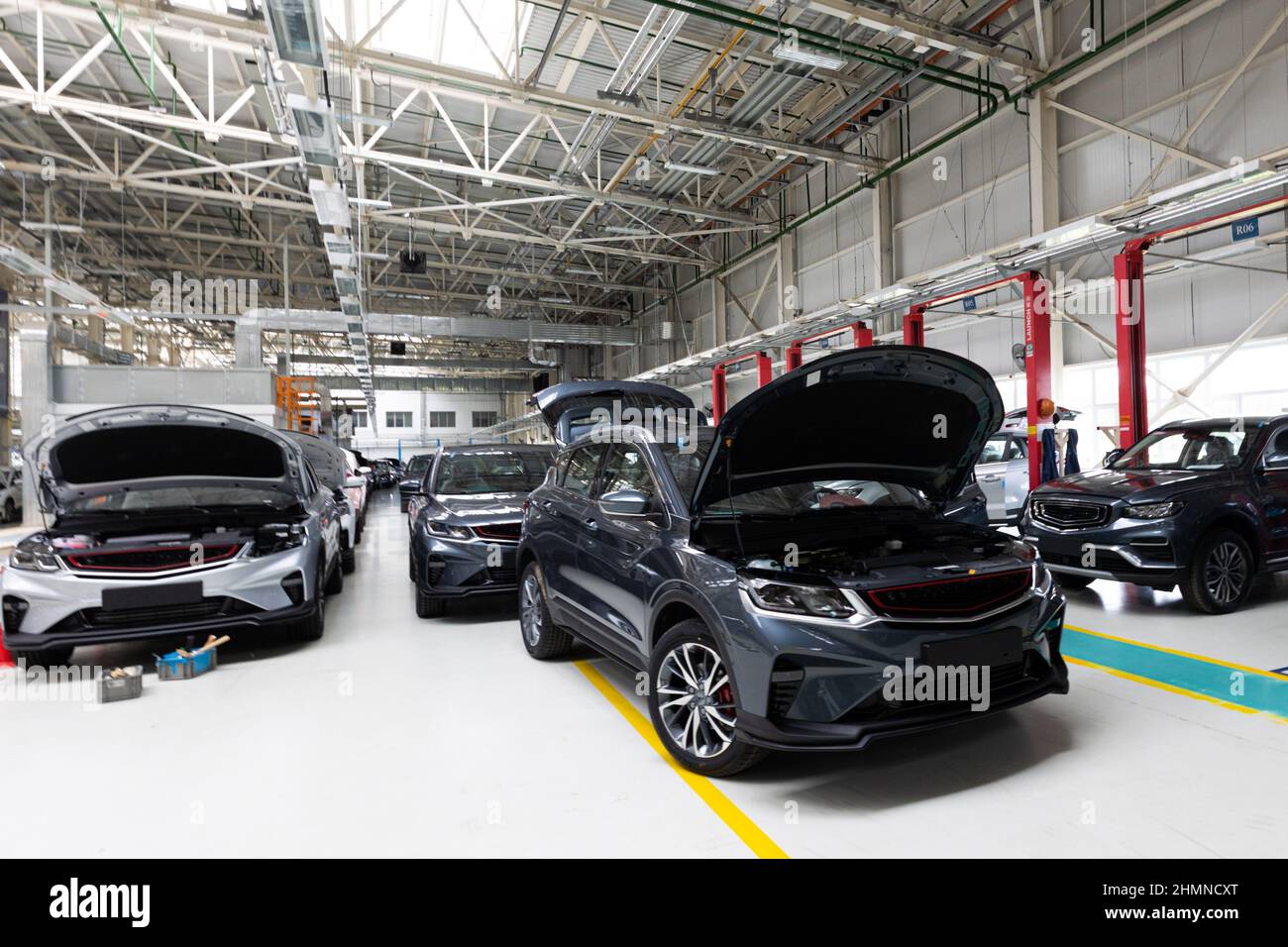Modern car assembly plant. Auto industry. Interior of a high-tech ...