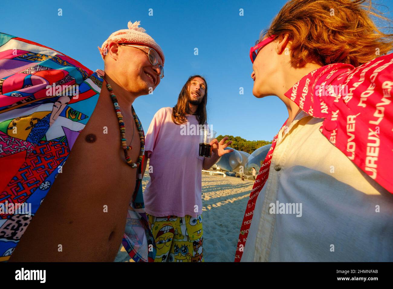 Russian people having dancing hi-res stock photography and images - Alamy