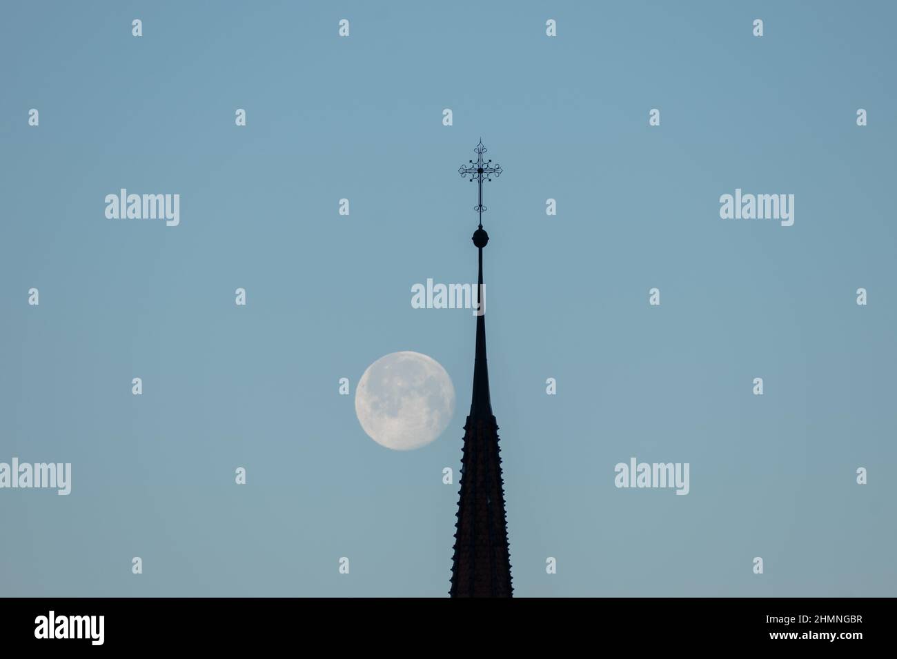 Cross rising into the sky hi-res stock photography and images - Alamy