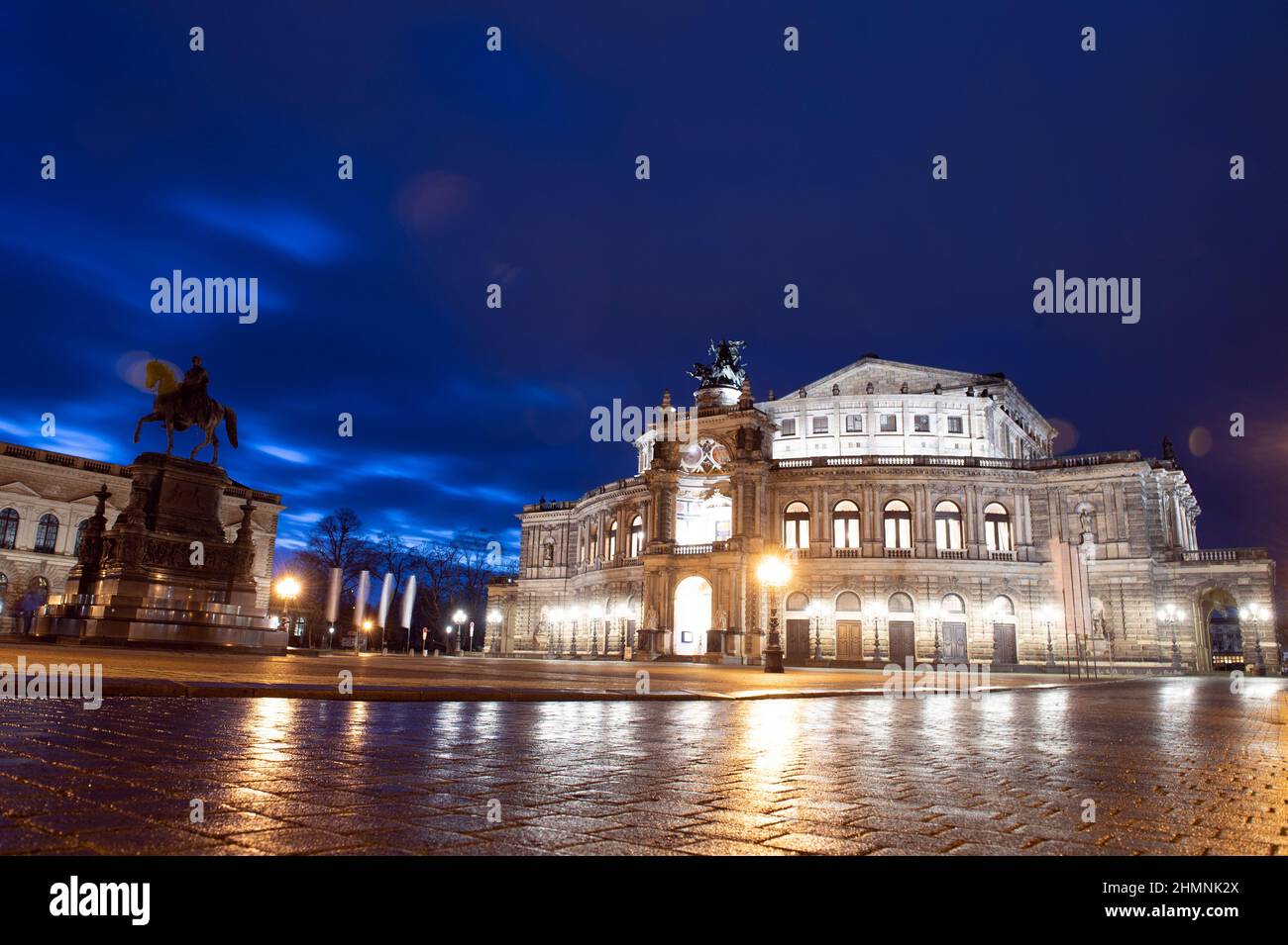 Dresden, Germany. 07th Feb, 2022. The Semper Opera House on ...