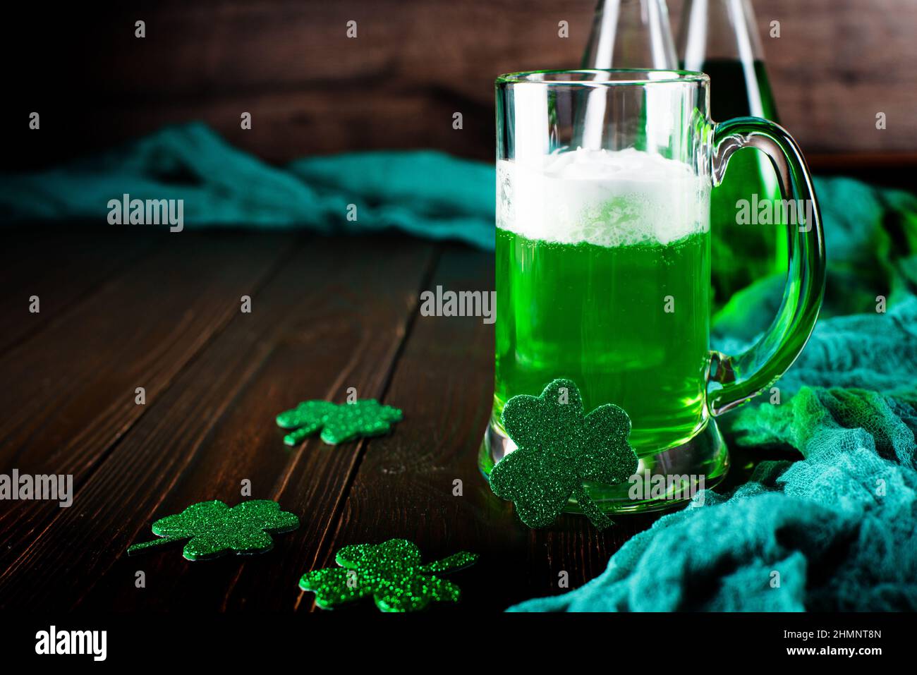 Saint patrick glass hi-res stock photography and images - Alamy