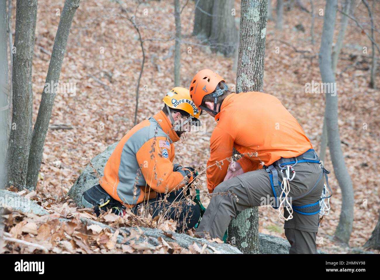 New Jersey Search and Rescue (NJSAR) Mountain Rescue Unit practice ...