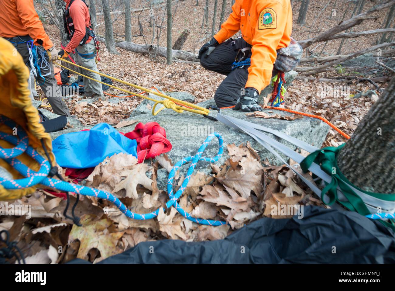 New Jersey Search and Rescue (NJSAR) Mountain Rescue Unit practice ...
