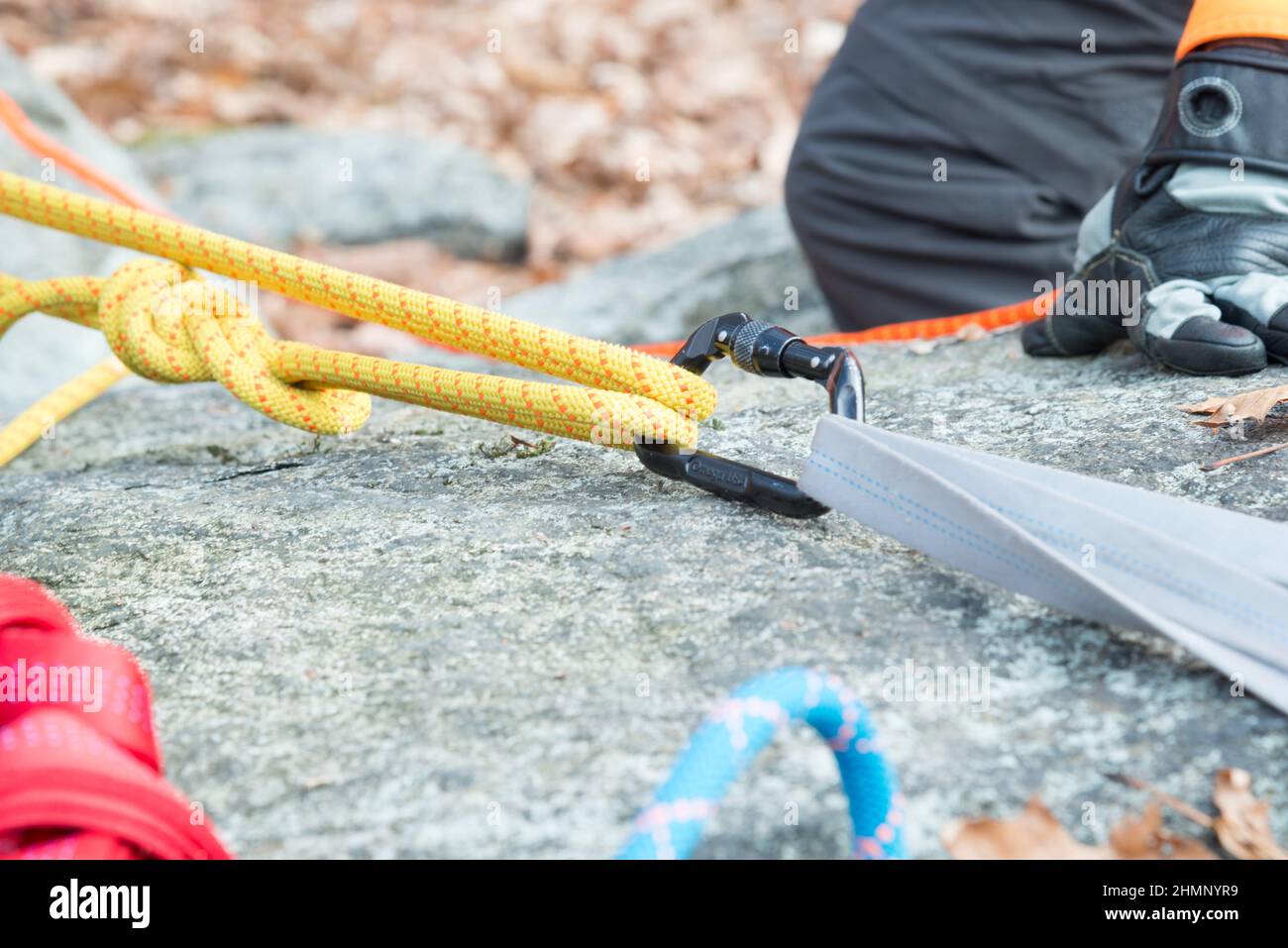 New Jersey Search and Rescue (NJSAR) Mountain Rescue Unit practice ...