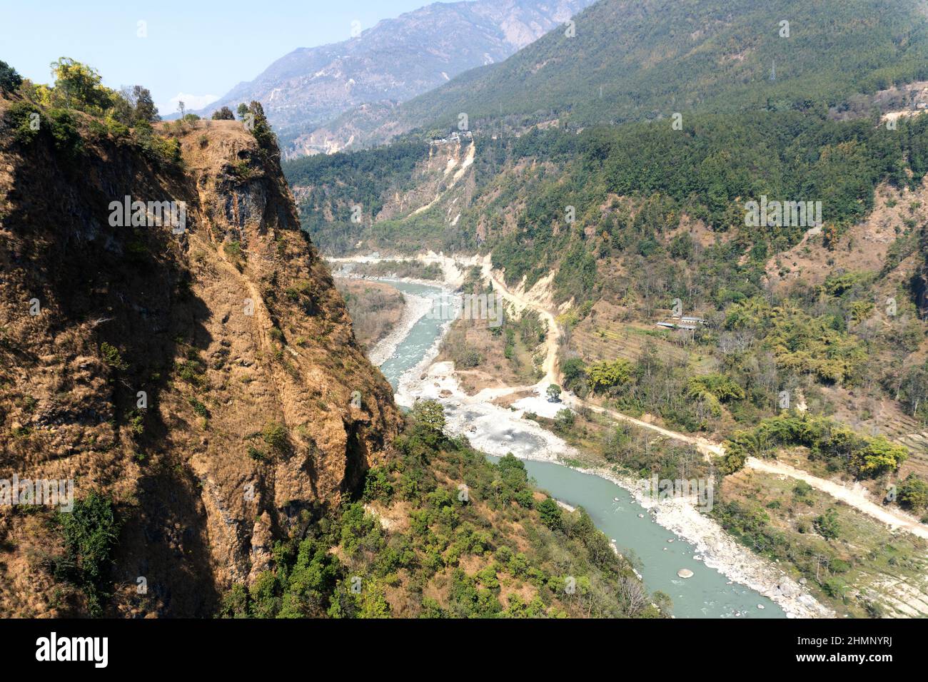 Between two hills hi-res stock photography and images - Alamy