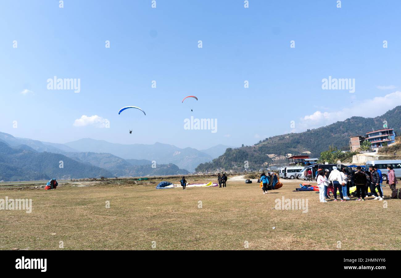paragliding in Pokhara, adventure, beautiful nat Stock Photo - Alamy