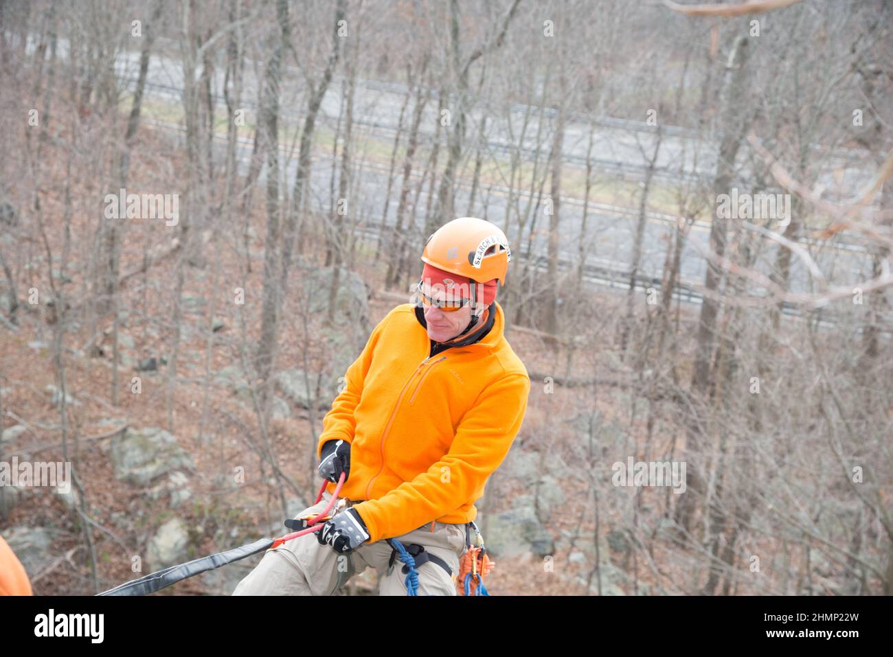 New Jersey Search and Rescue (NJSAR) Mountain Rescue Unit practice ...