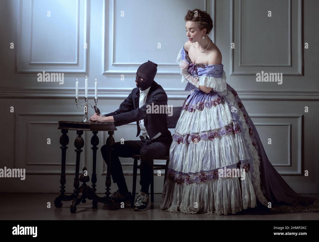 Vintage renaissance style. Young beautiful woman in image of medieval ...