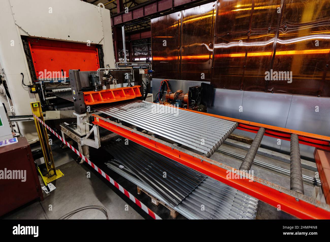 Corrugation machine hi-res stock photography and images - Alamy