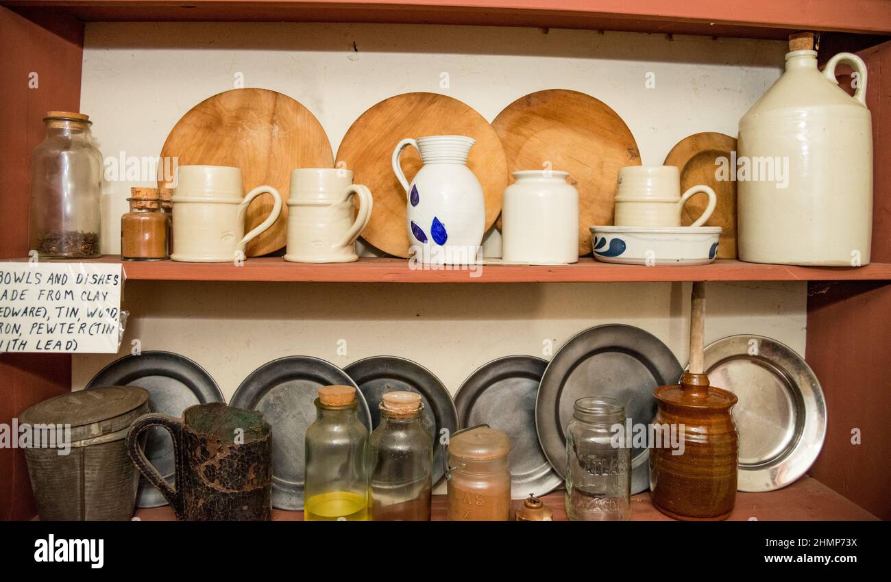 American colonial artifacts hi-res stock photography and images - Alamy