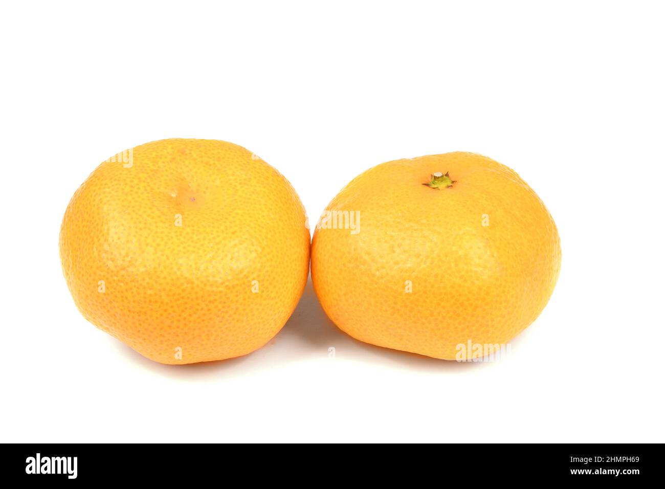Ripe orange fresh mandarin, mandarin slices, isolated on white ...
