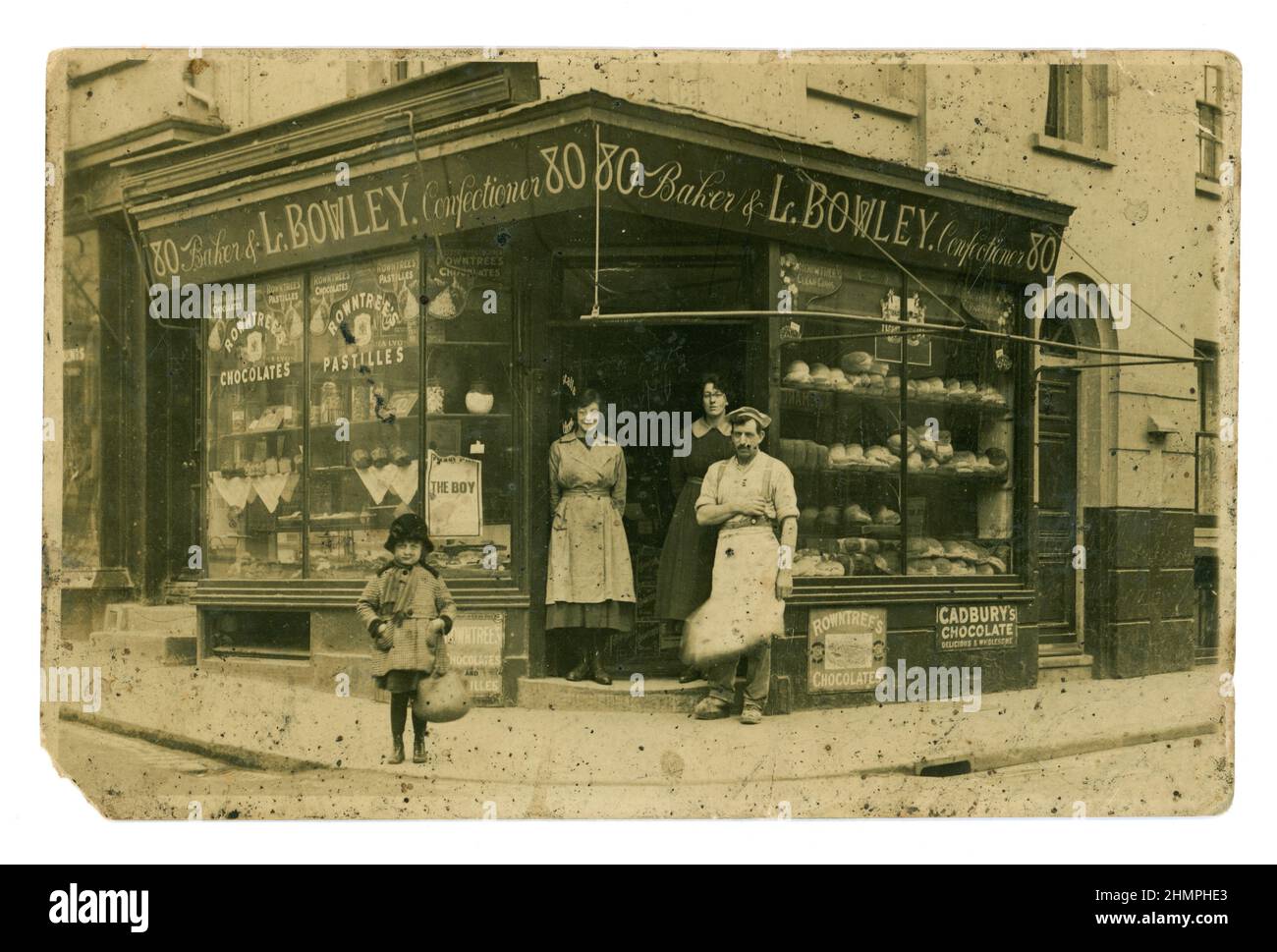 1920's shop front Cut Out Stock Images & Pictures - Alamy