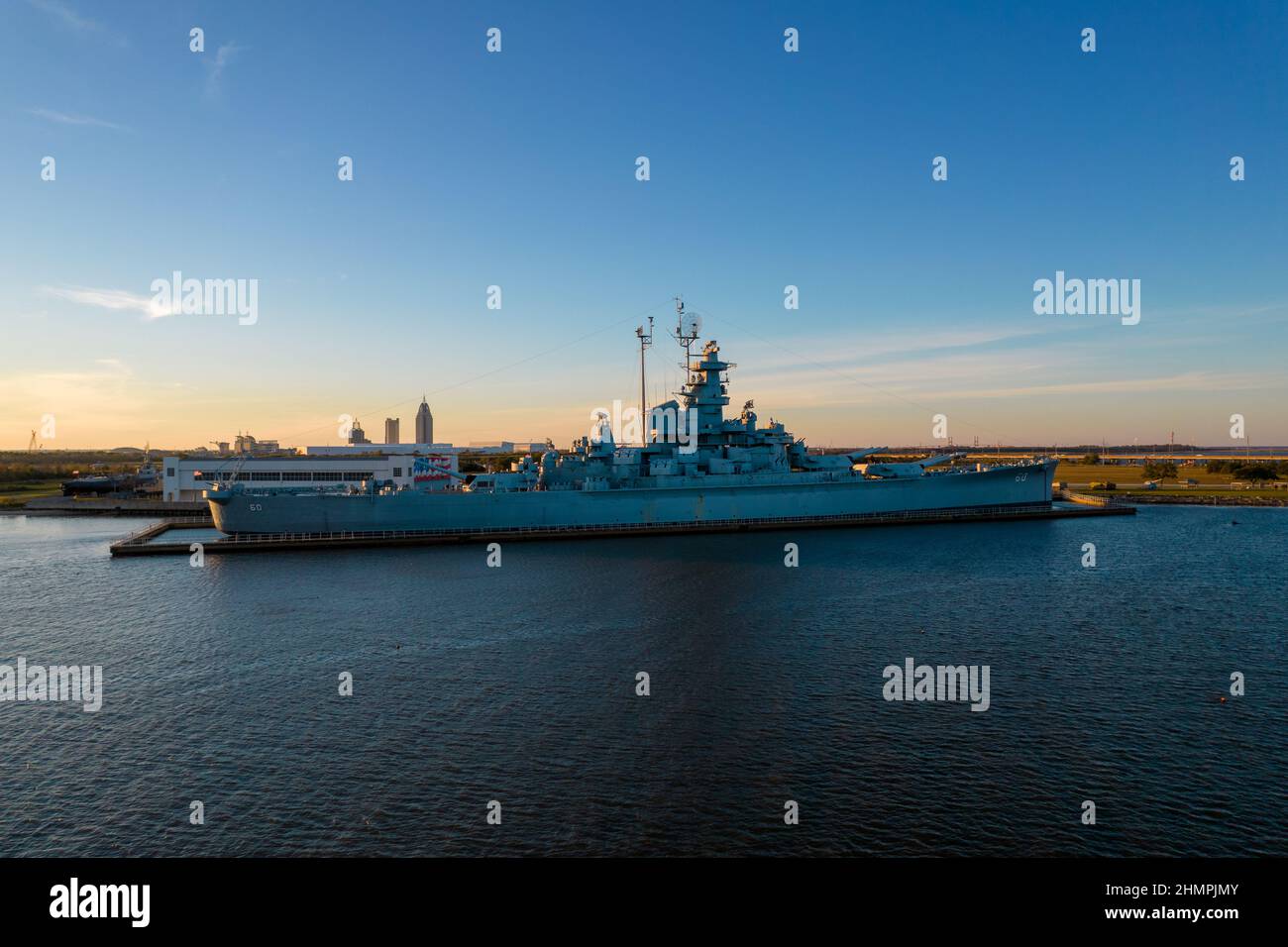 Uss alabama aerial hi-res stock photography and images - Alamy