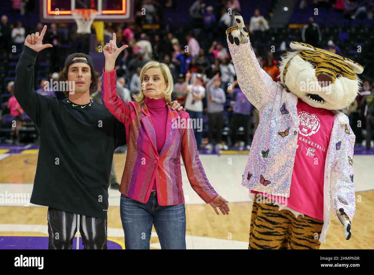 Baton Rouge, LA, USA. 10th Feb, 2022. LSU Head Coach Kim Mulkey, along ...