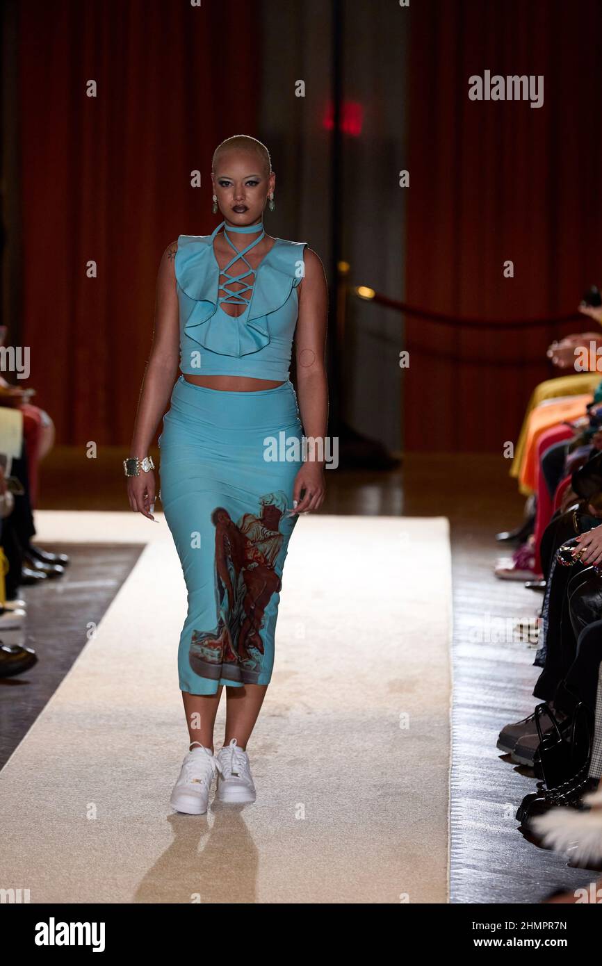 New York, New York, USA. 10th Feb, 2022. Tia Adeola Fall/Winter 22 NYFW ...