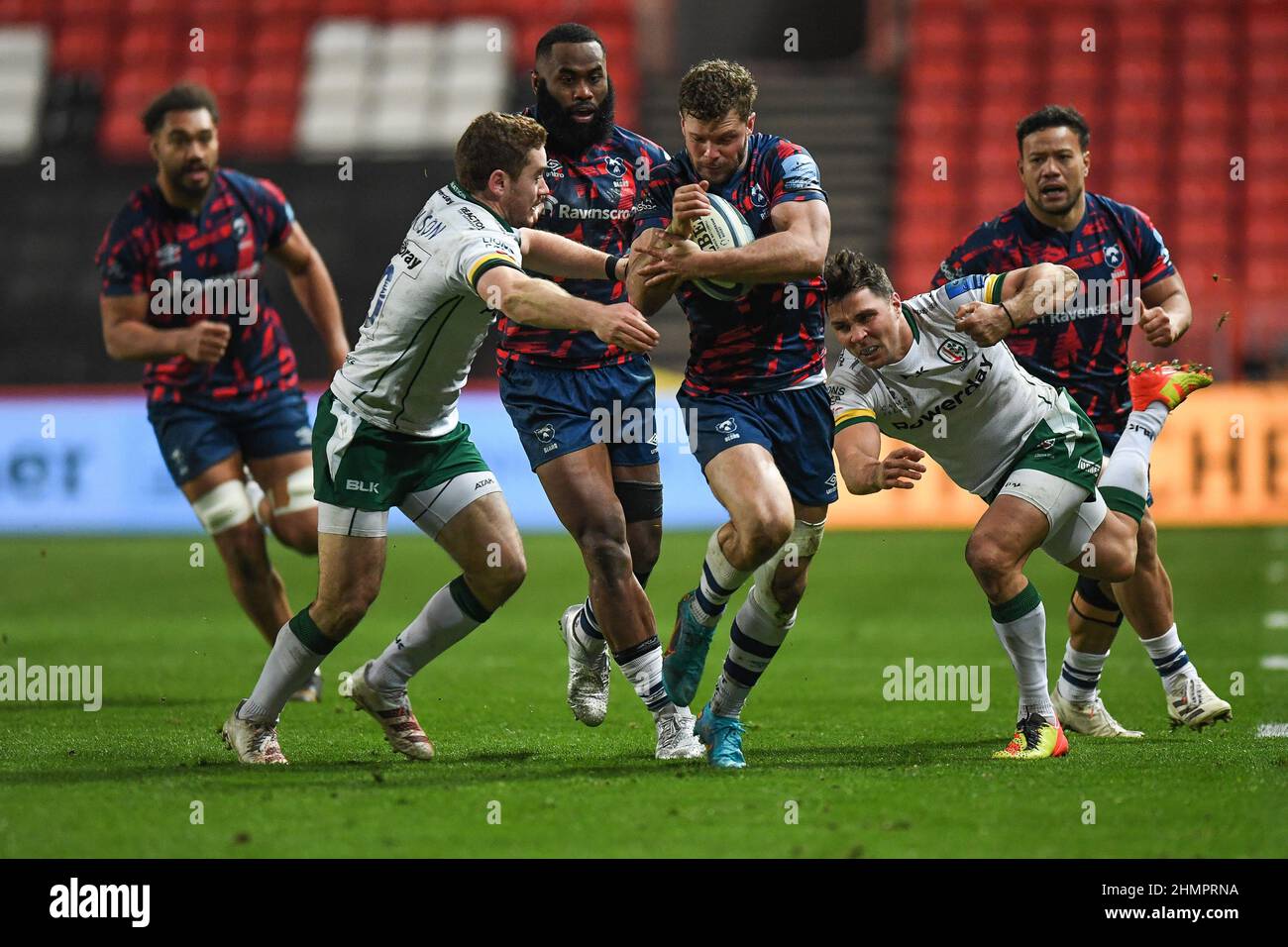 Henry Purdy of Bristol Bears, makes a break through the London Irish ...