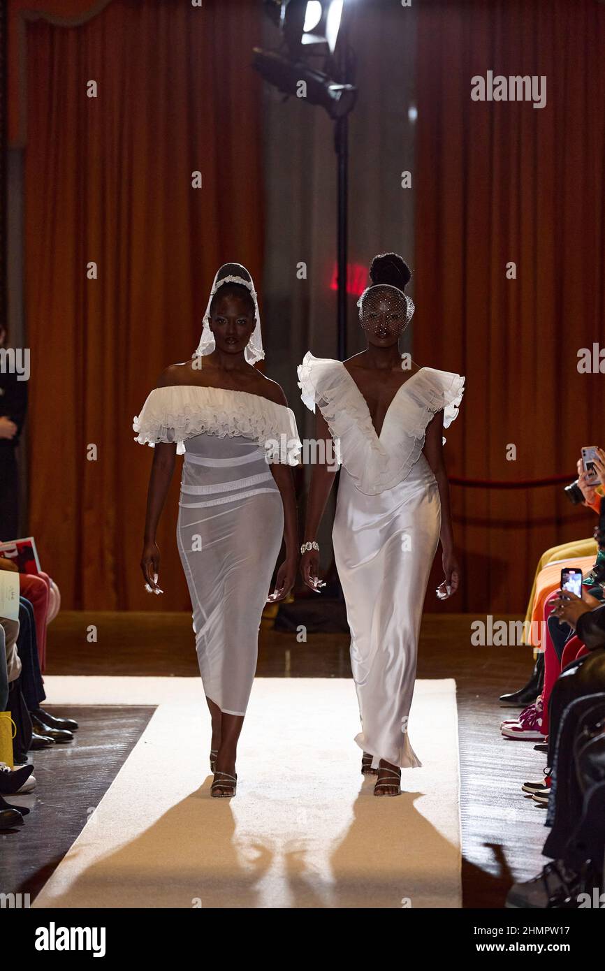 New York, New York, USA. 10th Feb, 2022. Tia Adeola Fall/Winter 22 NYFW ...