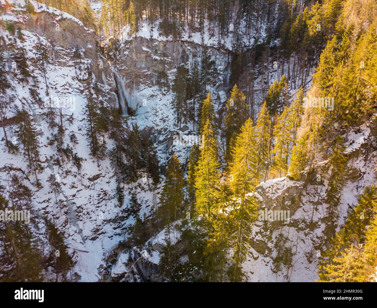 Climbing over ledge hi-res stock photography and images - Alamy