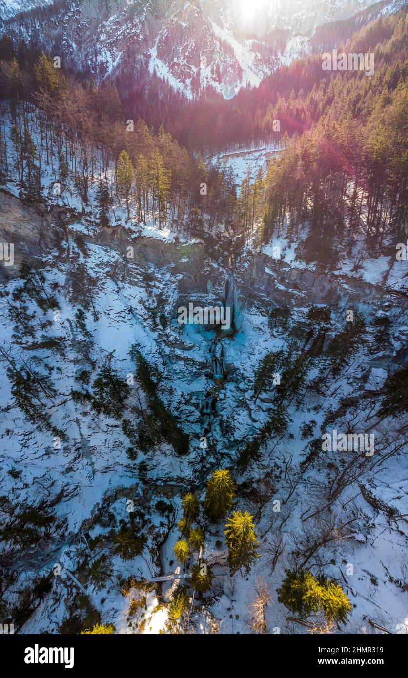 Climbing over ledge hi-res stock photography and images - Alamy