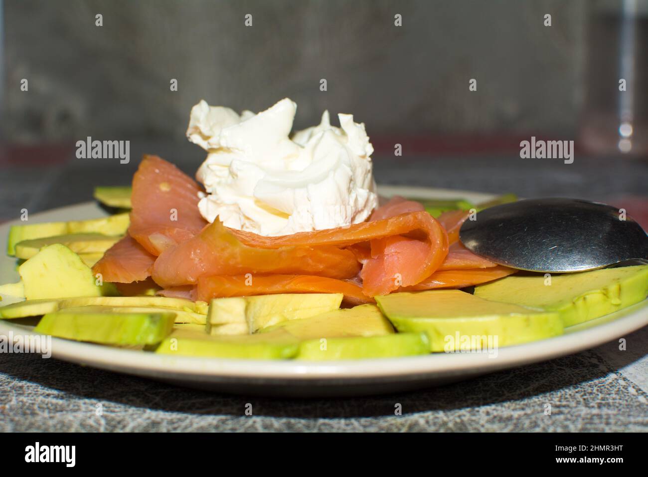 Chicken avocado bean salad hi-res stock photography and images - Alamy