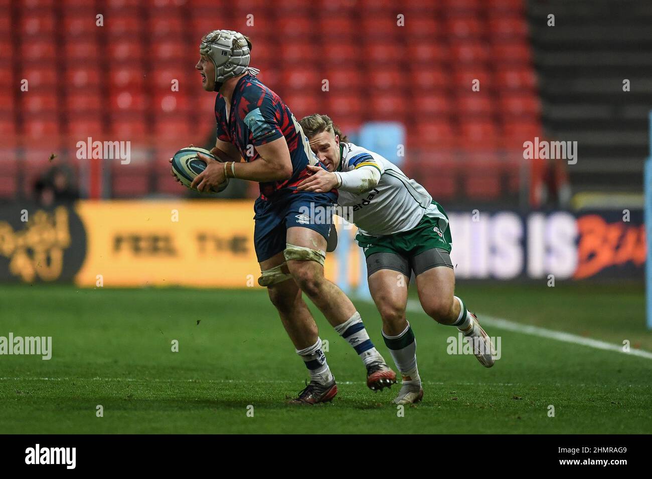 Fitz Harding of Bristol Bears, tackled by Kyle Rowe of London Irish ...