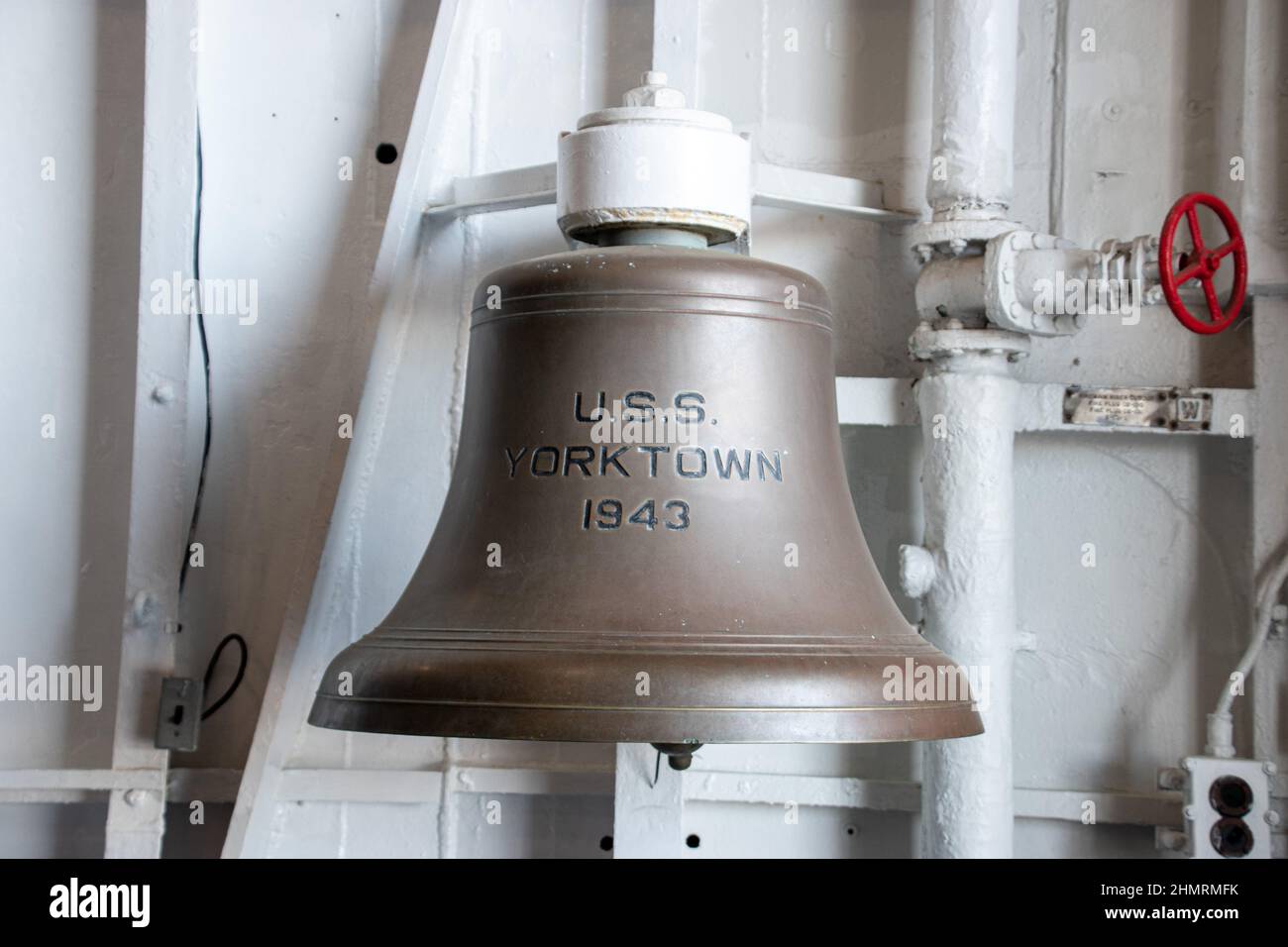 The bell from the USS Yorktorn Stock Photo - Alamy