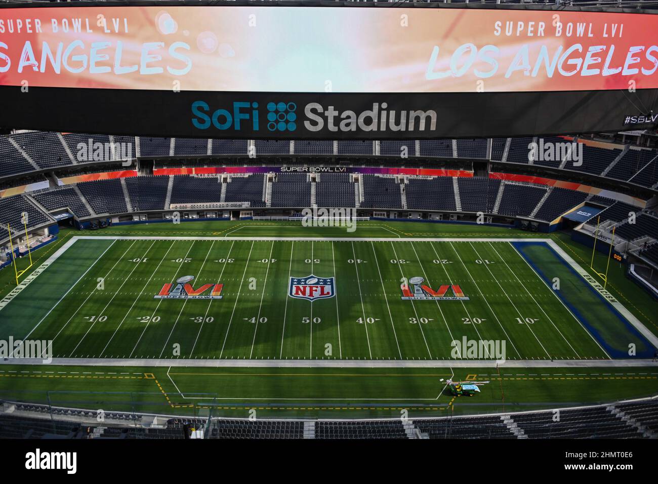 Super bowl 56 sofi stadium hi-res stock photography and images - Alamy