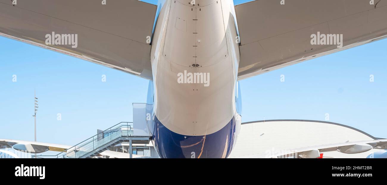 Airbus a380 interior hi-res stock photography and images - Alamy