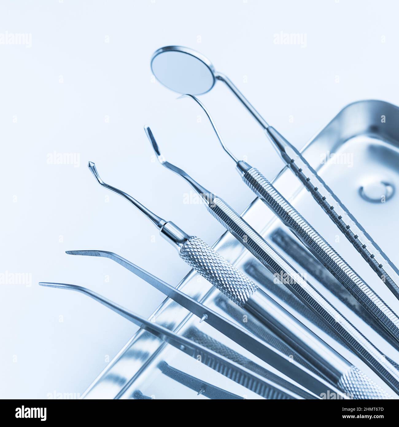 Dentist tray instruments hi-res stock photography and images - Alamy