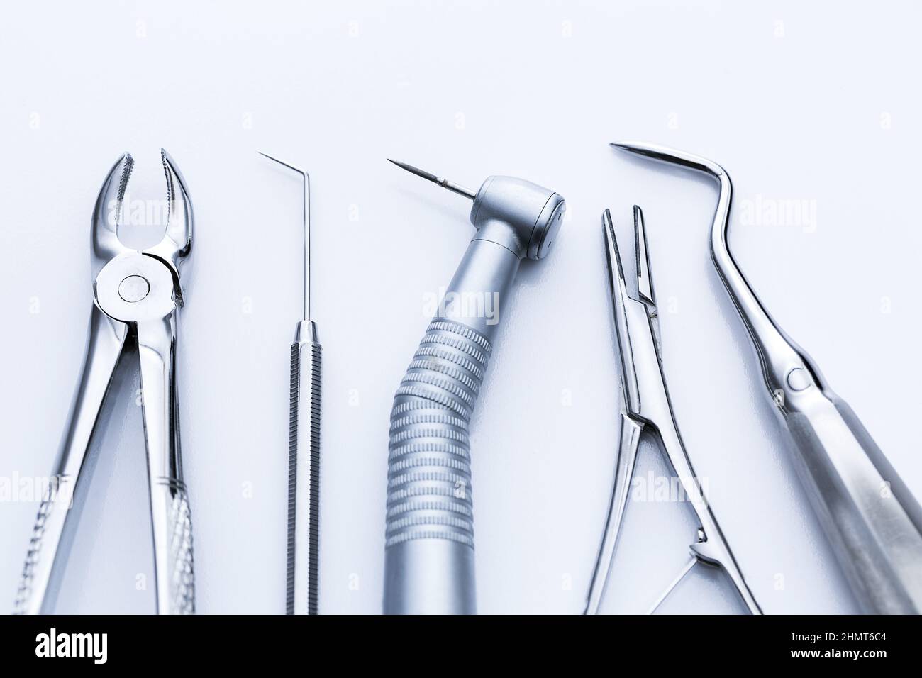 Wisdom tooth anesthesia dentist basic cutlery instruments Stock Photo ...