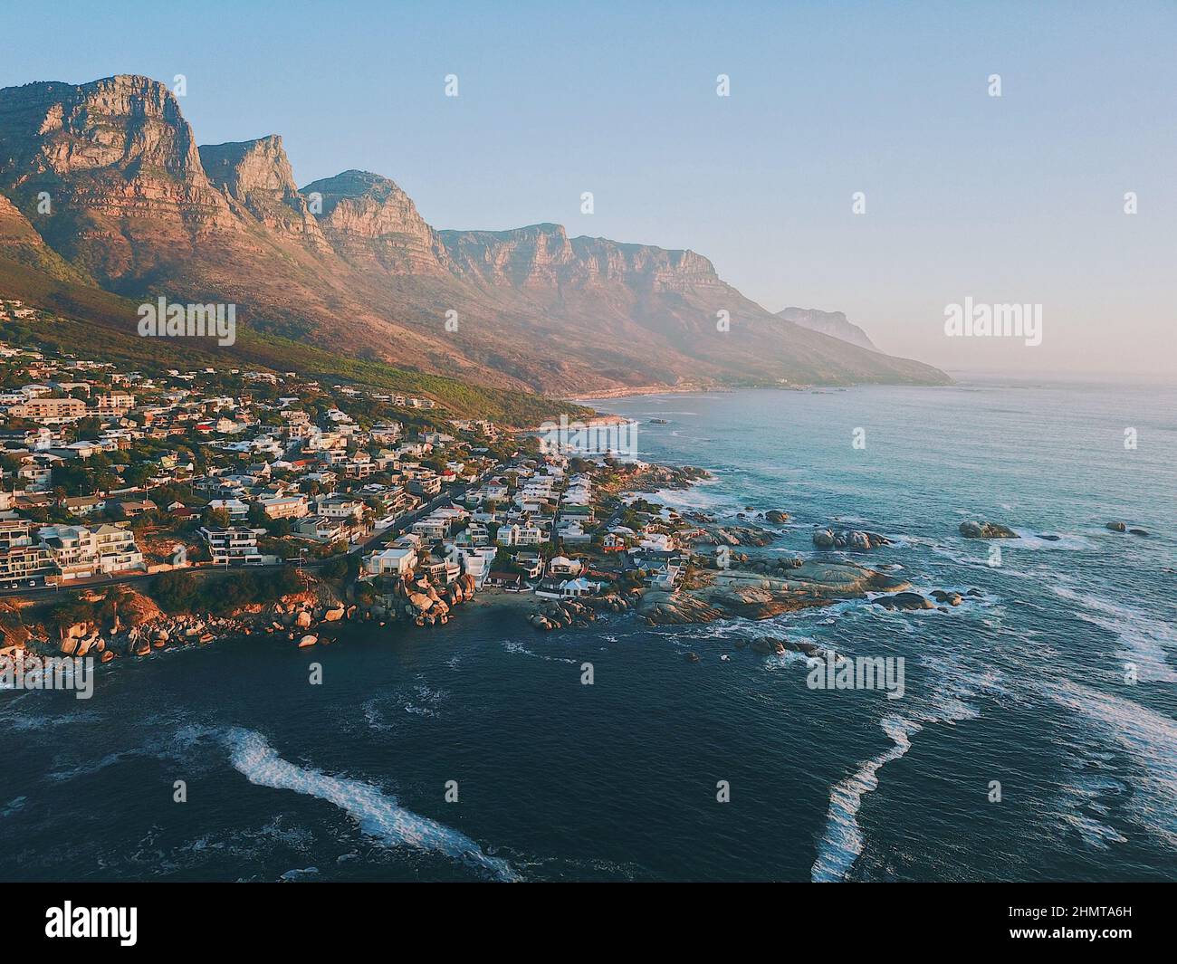 Another view of the Twelve Apostles Mountains in Cape Town Stock Photo ...