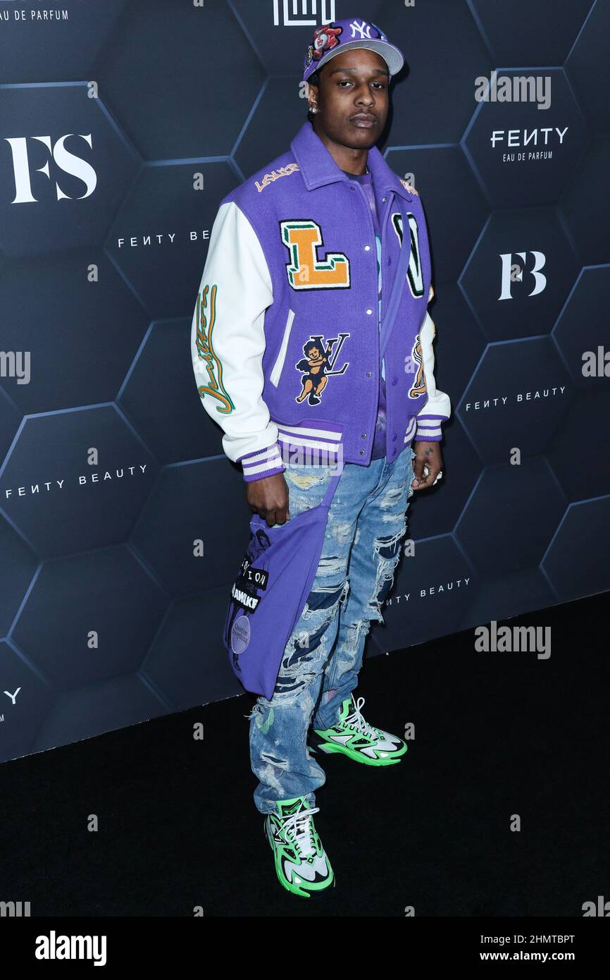 HOLLYWOOD, LOS ANGELES, CALIFORNIA, USA - FEBRUARY 11: American rapper ...