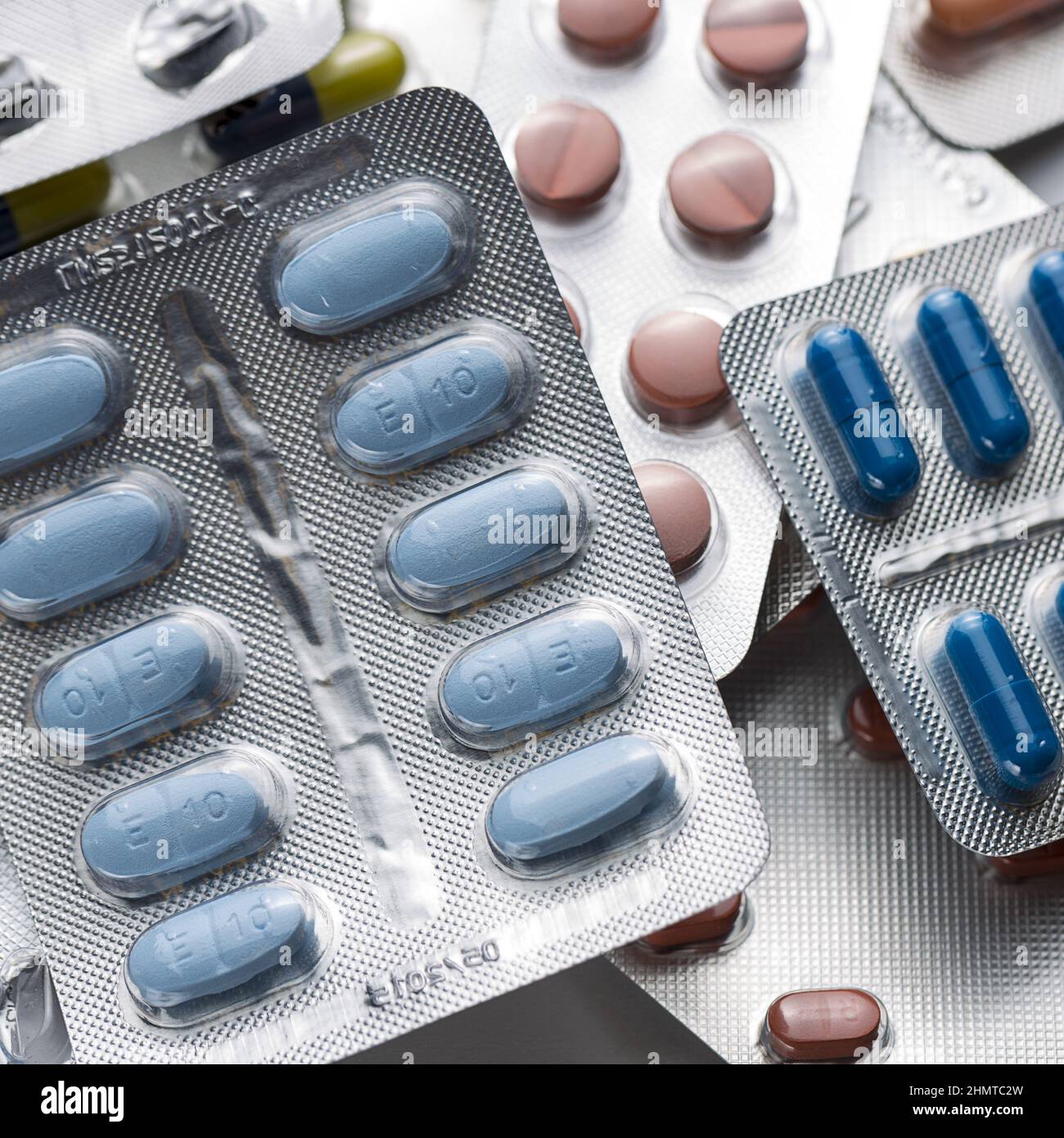 Tablets heap capsule therapy pills flu in Blister packagings antibiotic ...