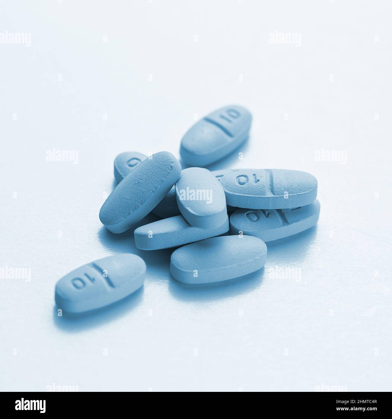 Blue tablets hi-res stock photography and images - Alamy