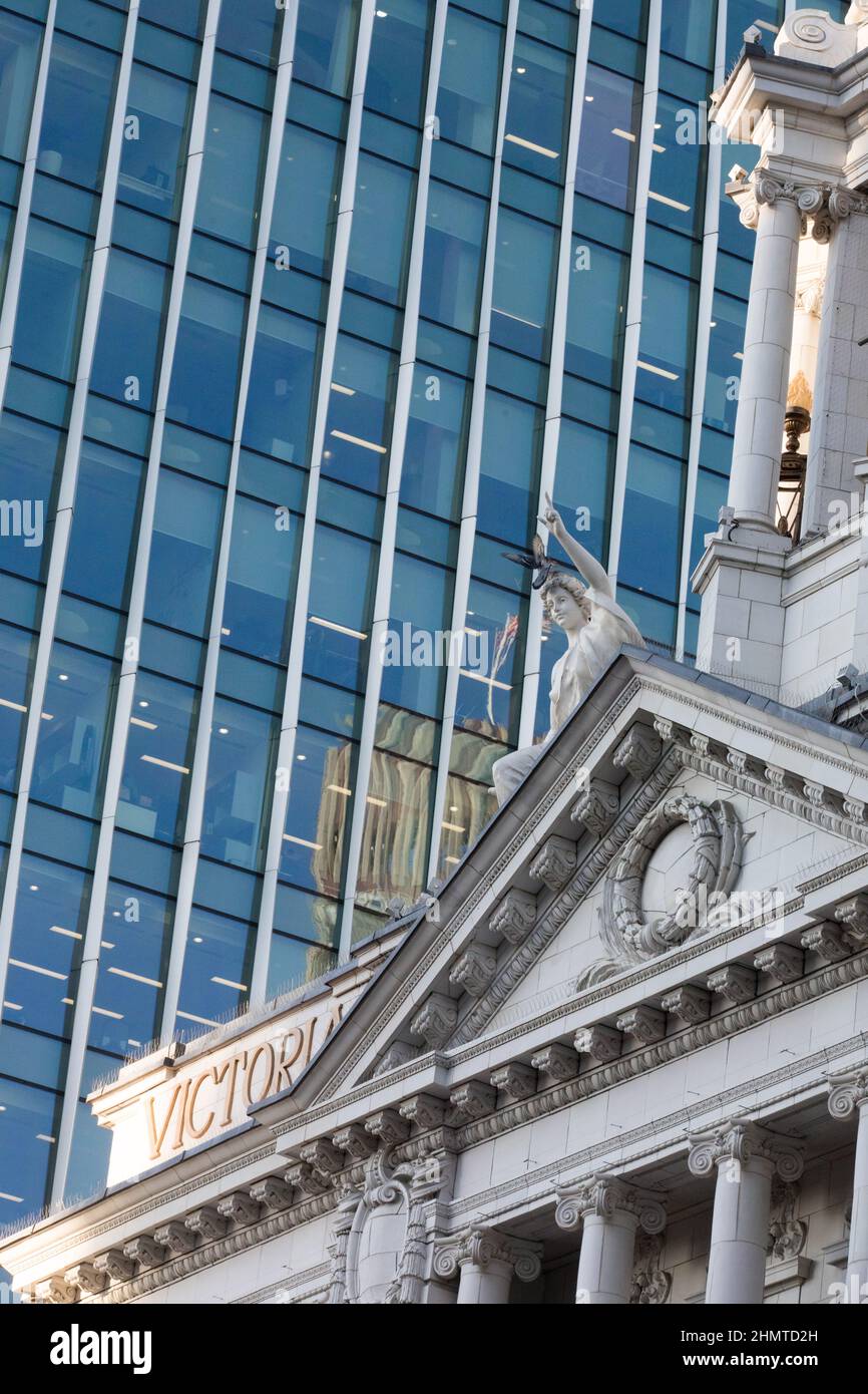 Victorias window hi-res stock photography and images - Alamy