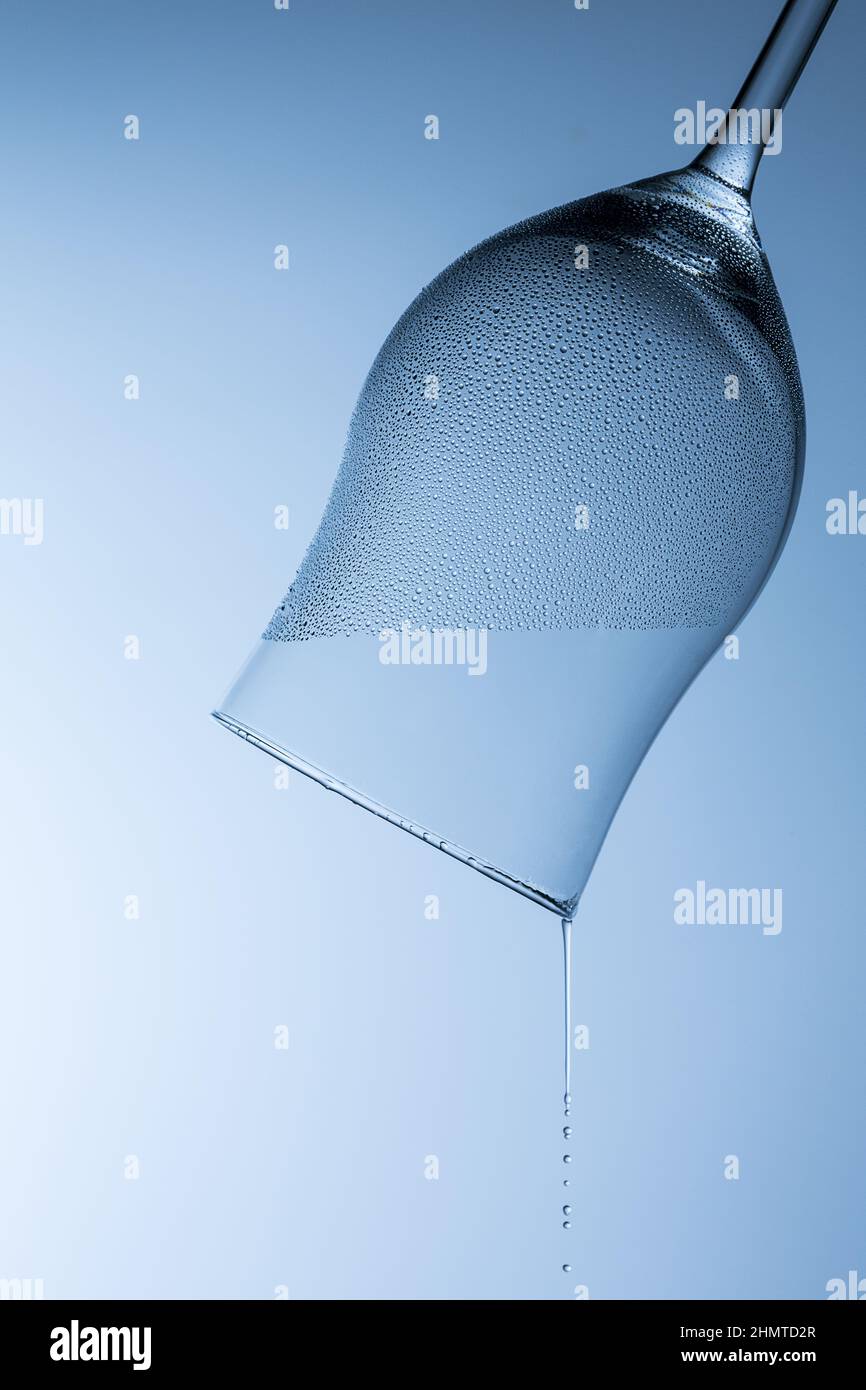 Rinse flow hi-res stock photography and images - Alamy