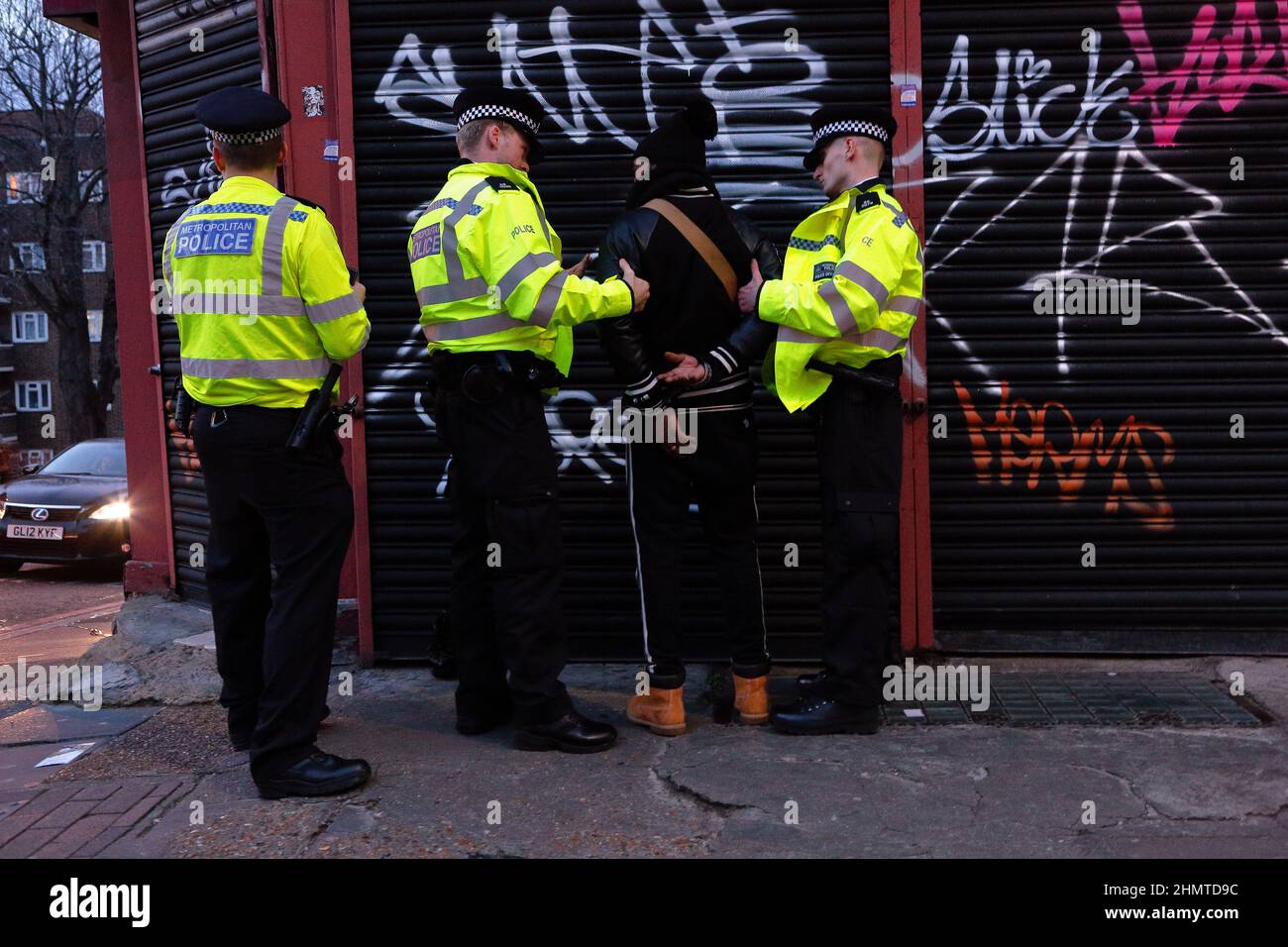 London (UK),11.02.2022: Police in large numbers hold an ANPR - number ...