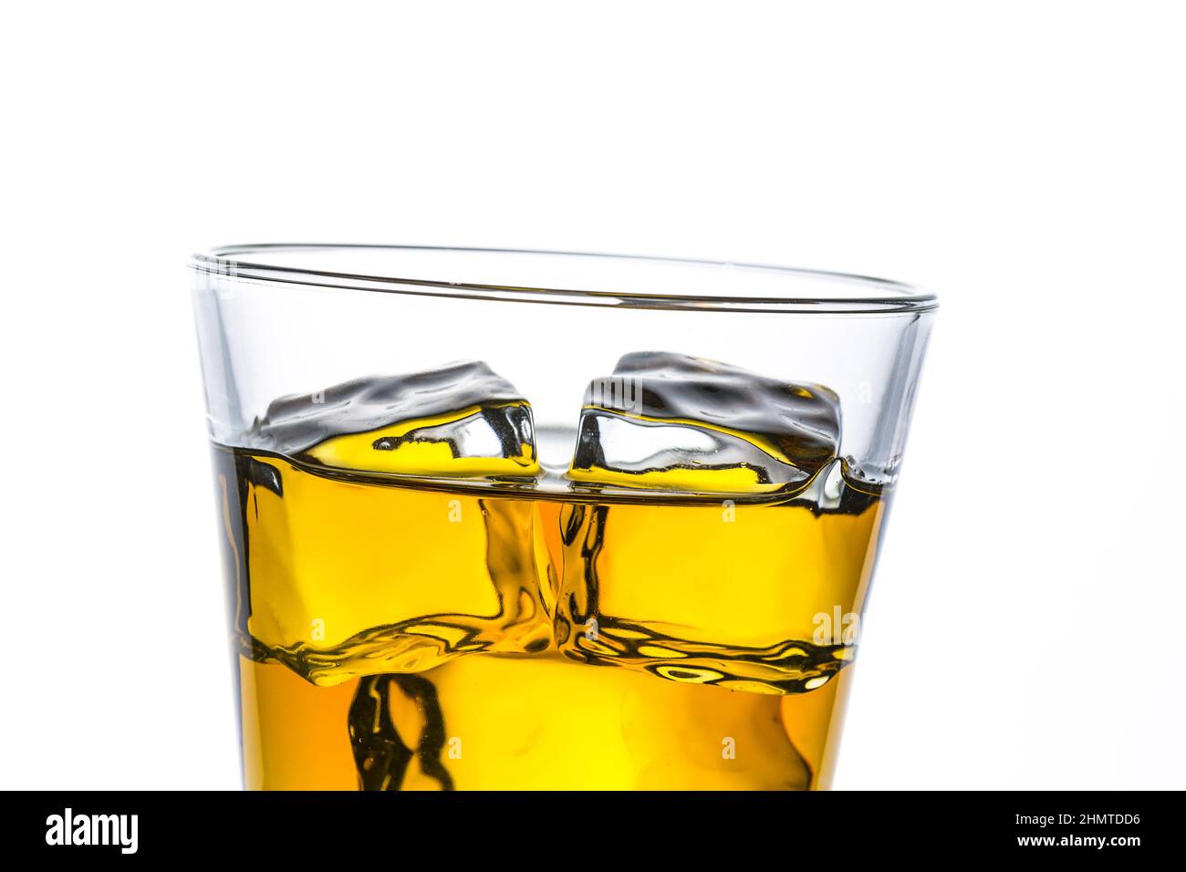 whiskey glass with ice cubes Stock Photo - Alamy