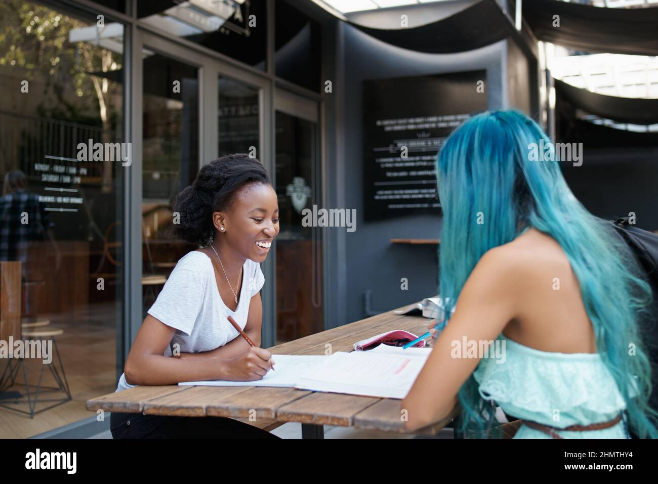 Right bond hi-res stock photography and images - Alamy