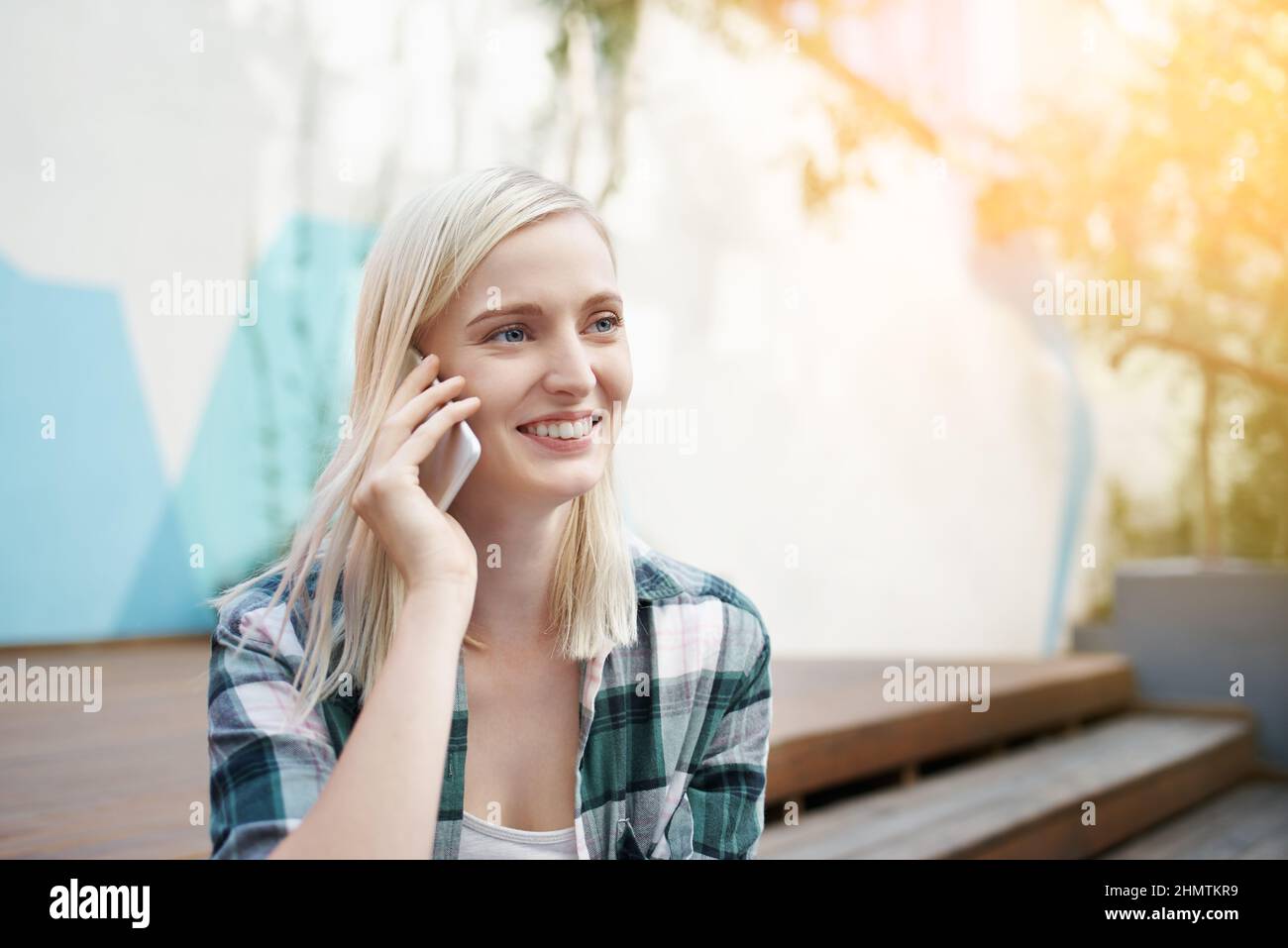 Device outside hi-res stock photography and images - Alamy