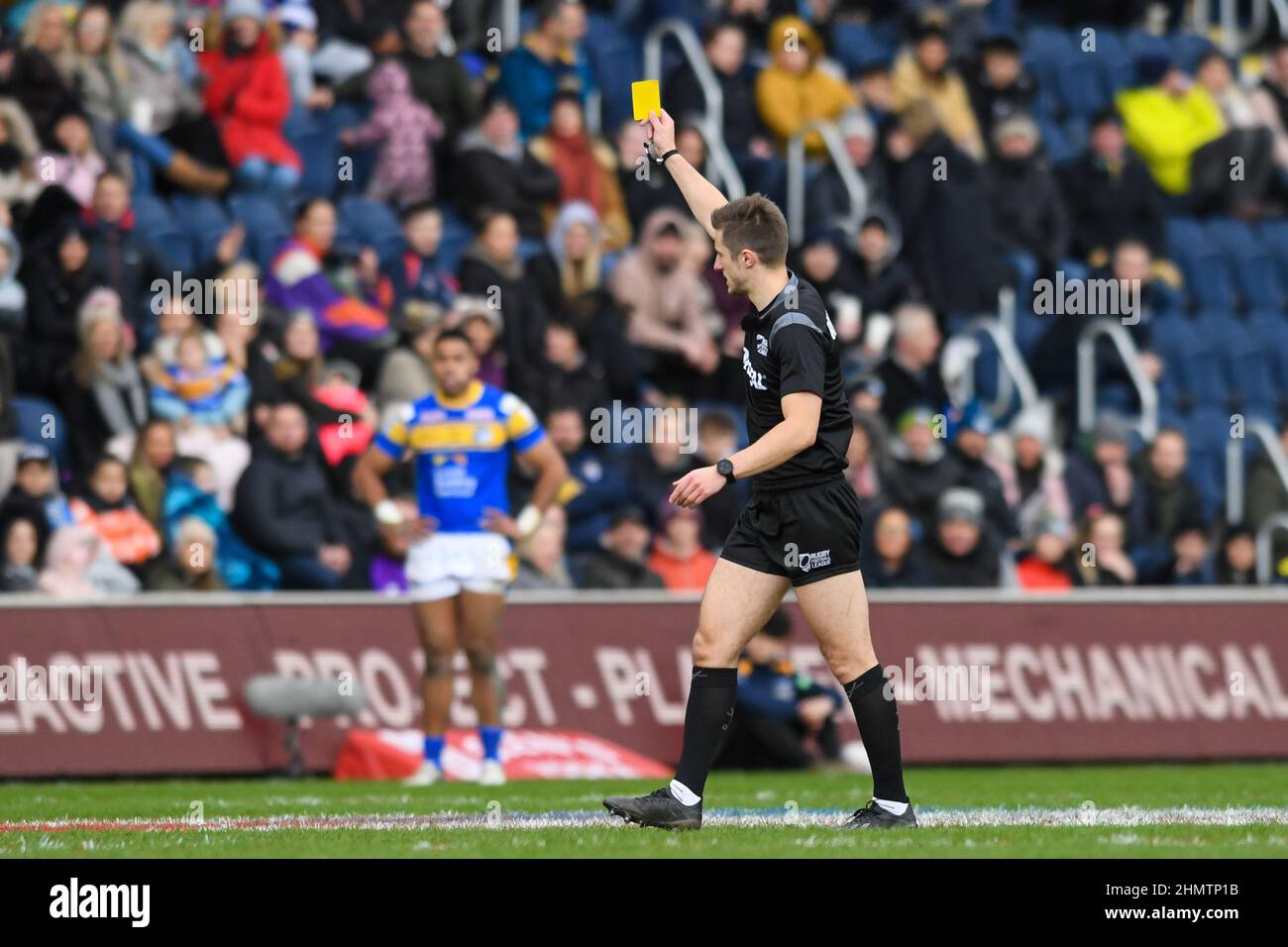 Referee Chris Kendall shows Brad Dwyer #14 of Leeds Rhinos (not ...